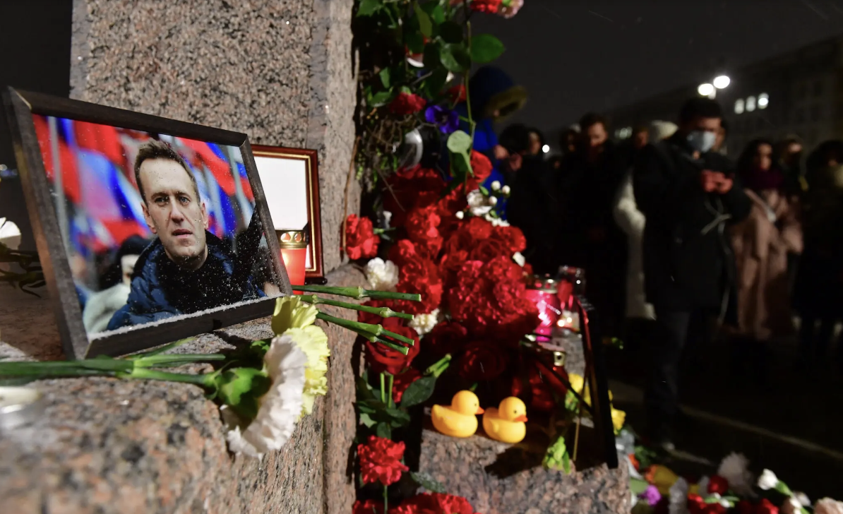 DEFAERO Strategy Series [Feb 21, 24] Russia, Ukraine and the On-going ...